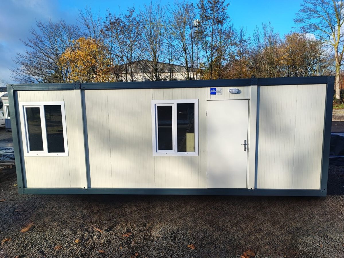 Bürocontainer mit WC – Containertec.de | Container nach Wunsch