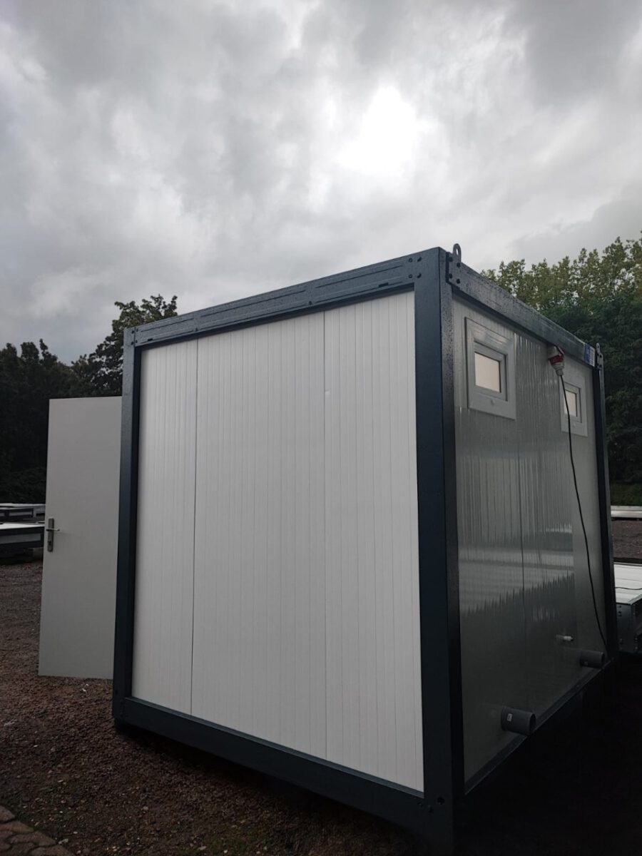 WC Container Nr. 2 – Containertec.de | Container nach Wunsch